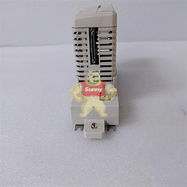 BC810K01 3BSE031154R1The controller directly determines the robot ...